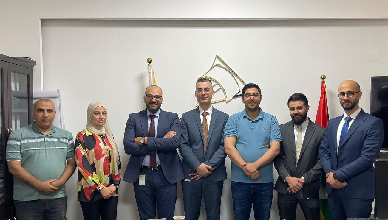 Visit of a delegation from Jawwal and Palestine Telecommunications ...